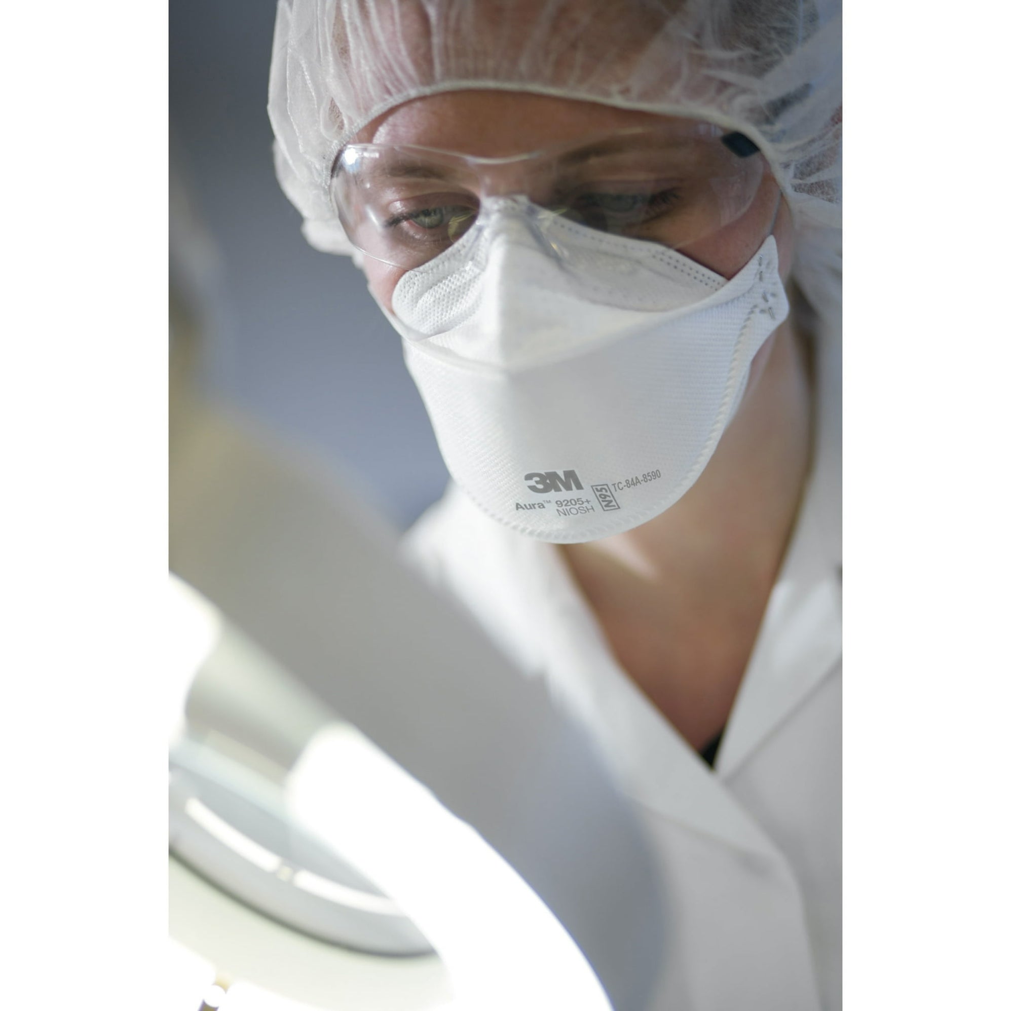 3M 440pcs Aura 9205+ Particulate Respirator N95 Face Mask, Regular Siz — Go Bulk Medical