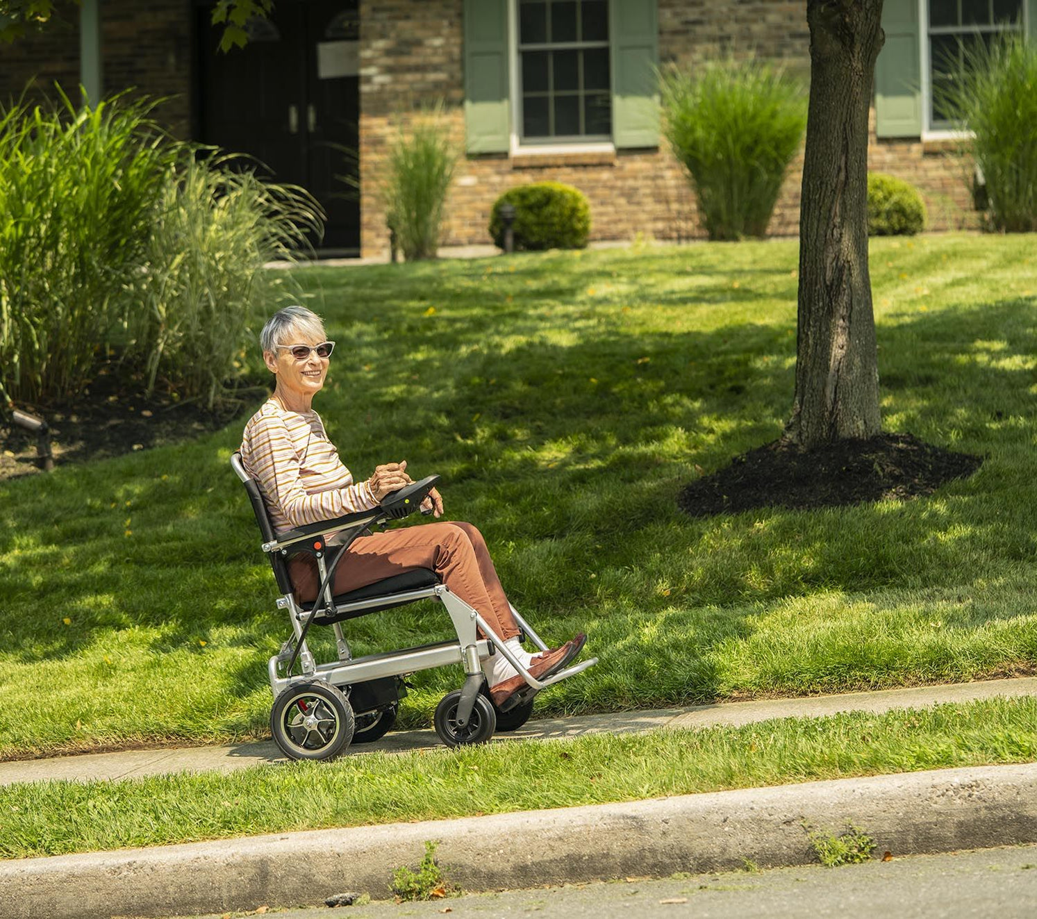 eVolt Traveler Power Chair by JYD — Go Bulk Medical